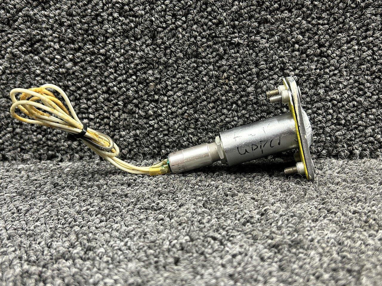 47185-000 and C3100L5 Piper PA-31T Upper Cabin Door Latch Guide with Switch
