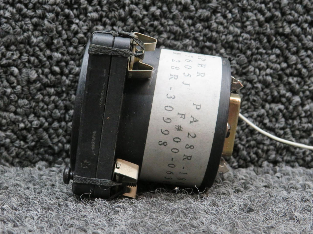2010056-10L Mid Continent MD40-10L Lighted Loran Course Deviation Indicator