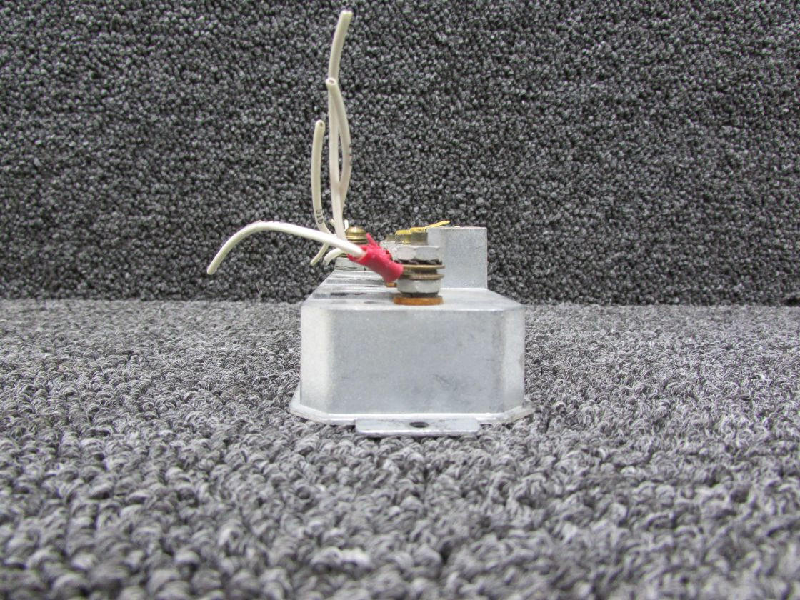 PA28-235 Piper Instrument Cluster Gauge Assembly (Missing Glass)