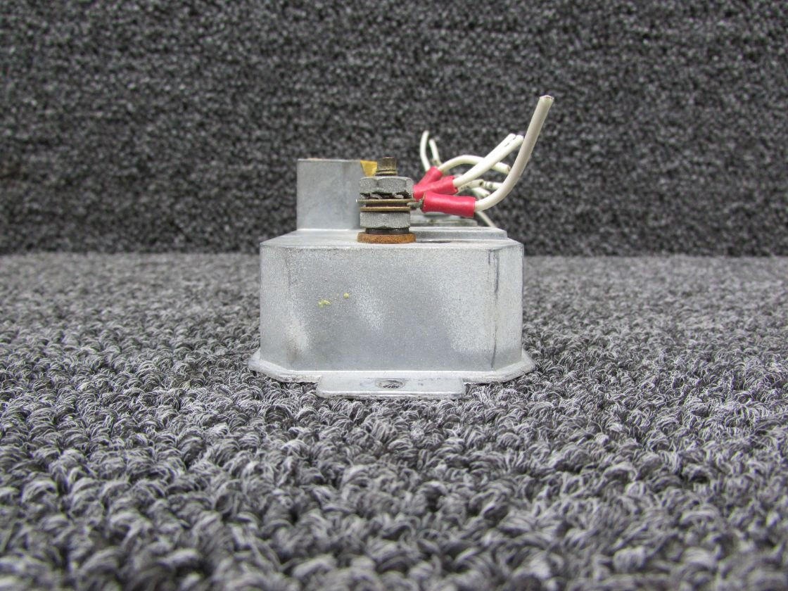 PA28-235 Piper Instrument Cluster Gauge Assembly (Missing Glass)