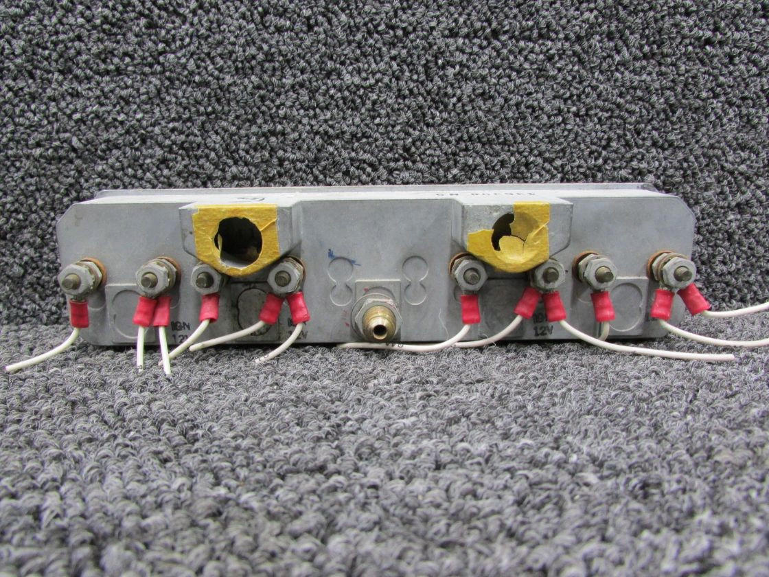 PA28-235 Piper Instrument Cluster Gauge Assembly (Missing Glass)