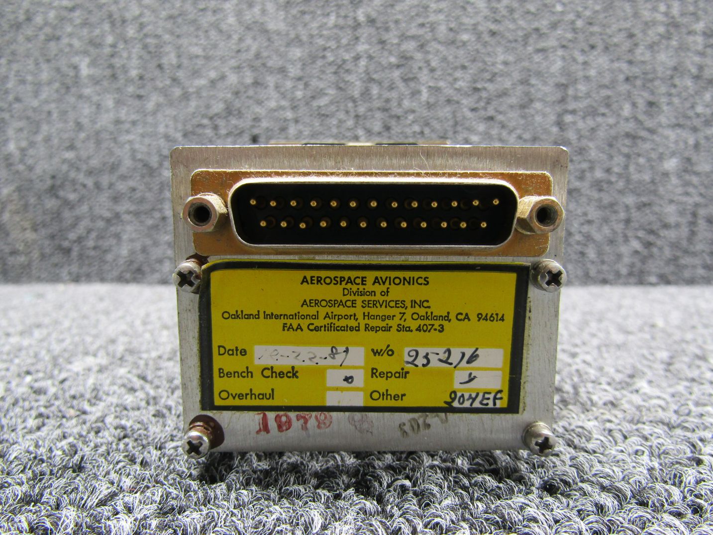 071-1012-12 King Radio KFS-590B Aircraft VHF COMM Control Box