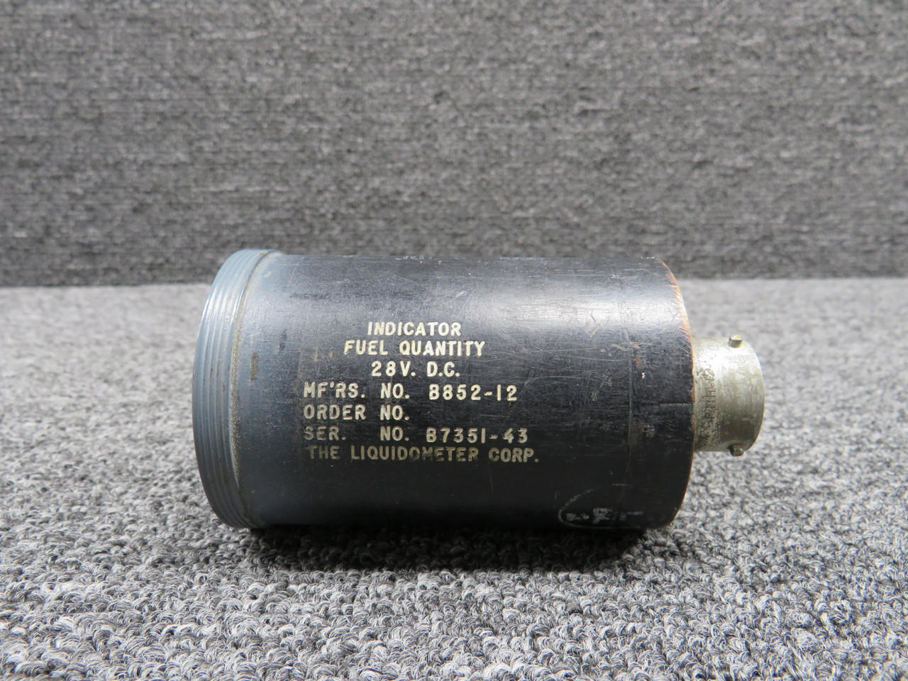 B852-12 Liquidometer Fuel Quantity Indicator (28Volts) (Grey Face)