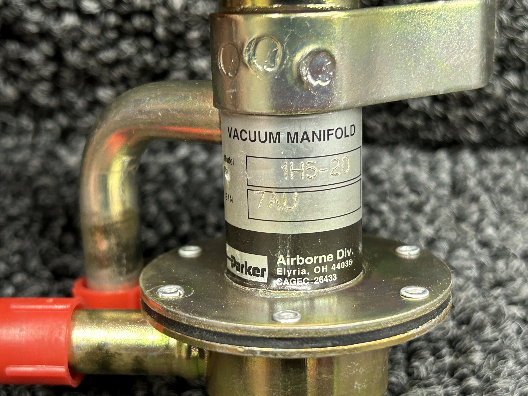 1H5-20 Airborne Vacuum Manifold | BAS Airplane Parts