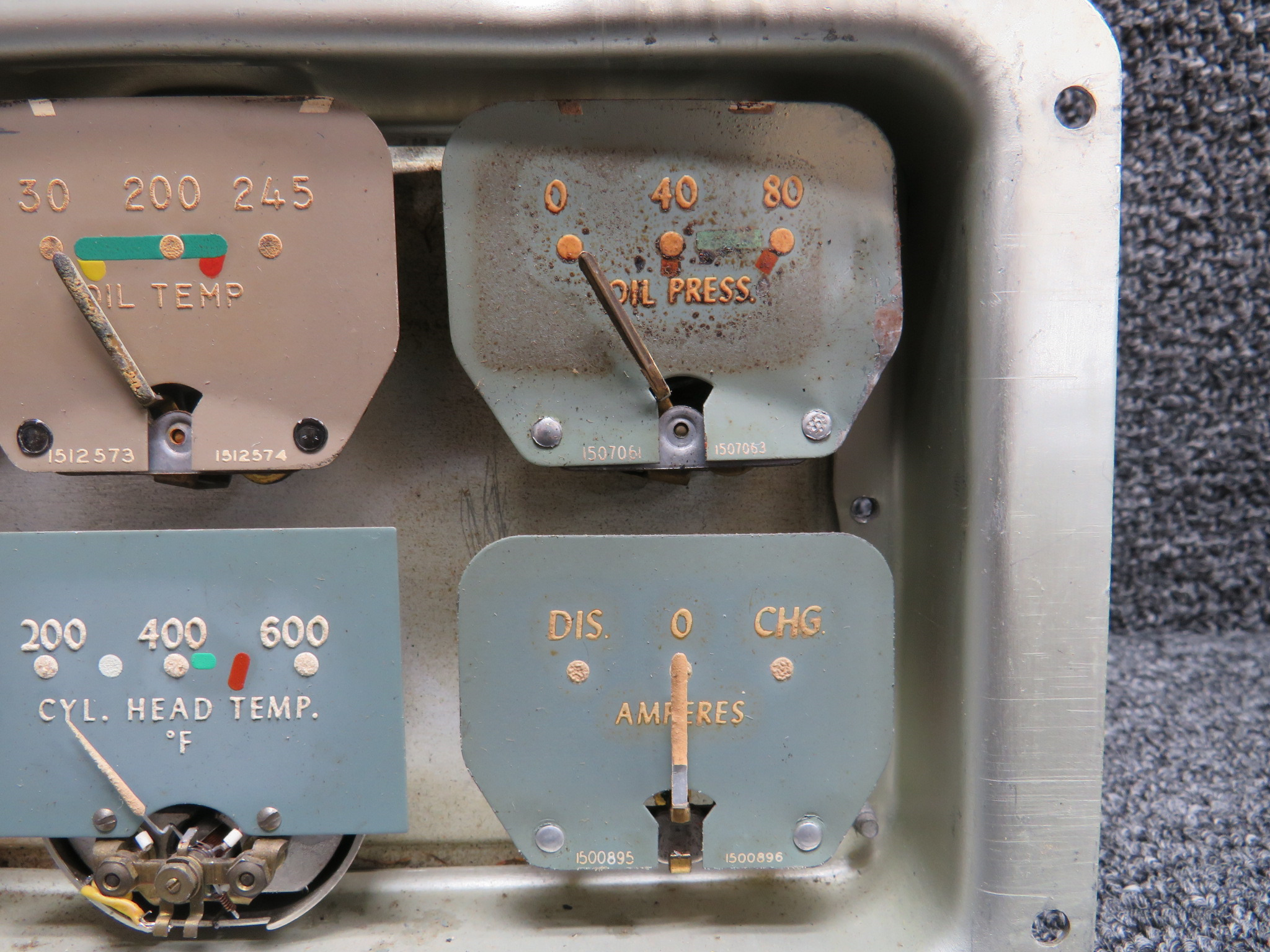 100-1F4-A Beechcraft 35 Indicator Instrument Cluster Has Probe