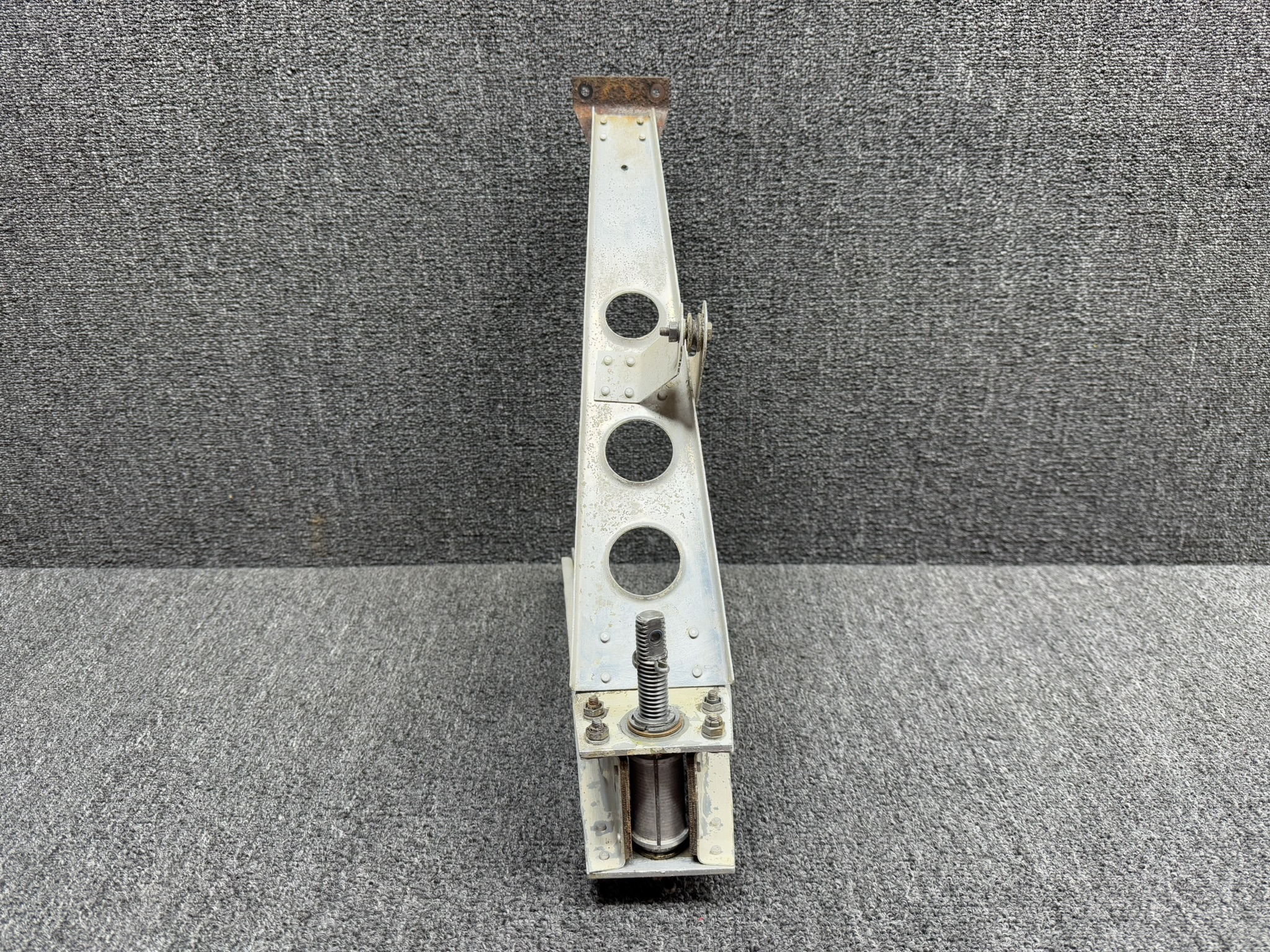 65244-000, 65245-000 Piper PA28-180 Stabilator Trim Support has Shaft ...