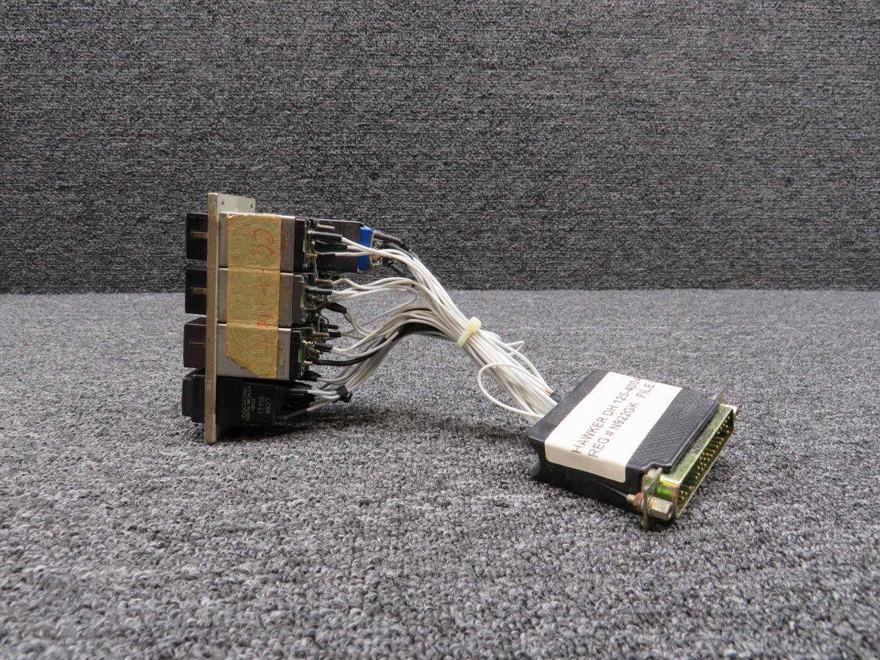 M22885-56 Hawker DH-125-400A Worn Switching Push Button Switch Assembly