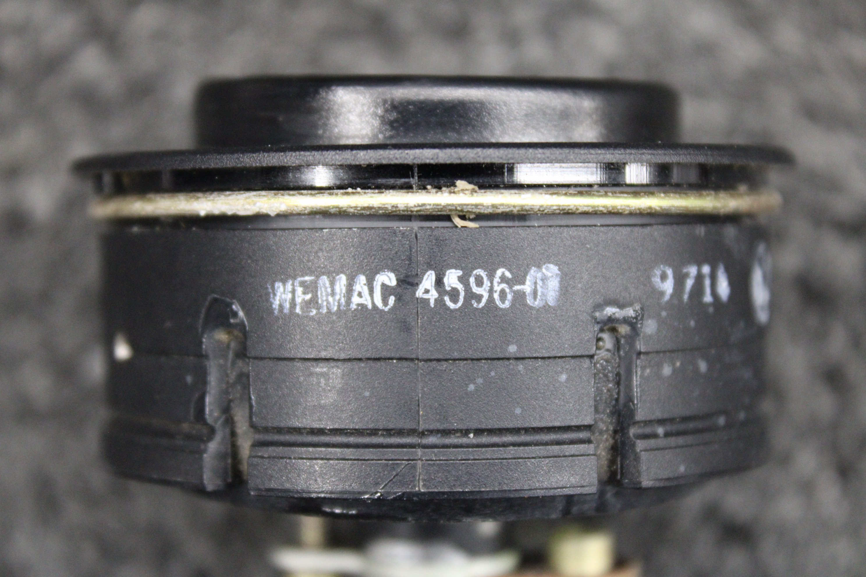 4596-01 Wemac Interior Overhead Light Assembly | BAS Aircraft Salvage