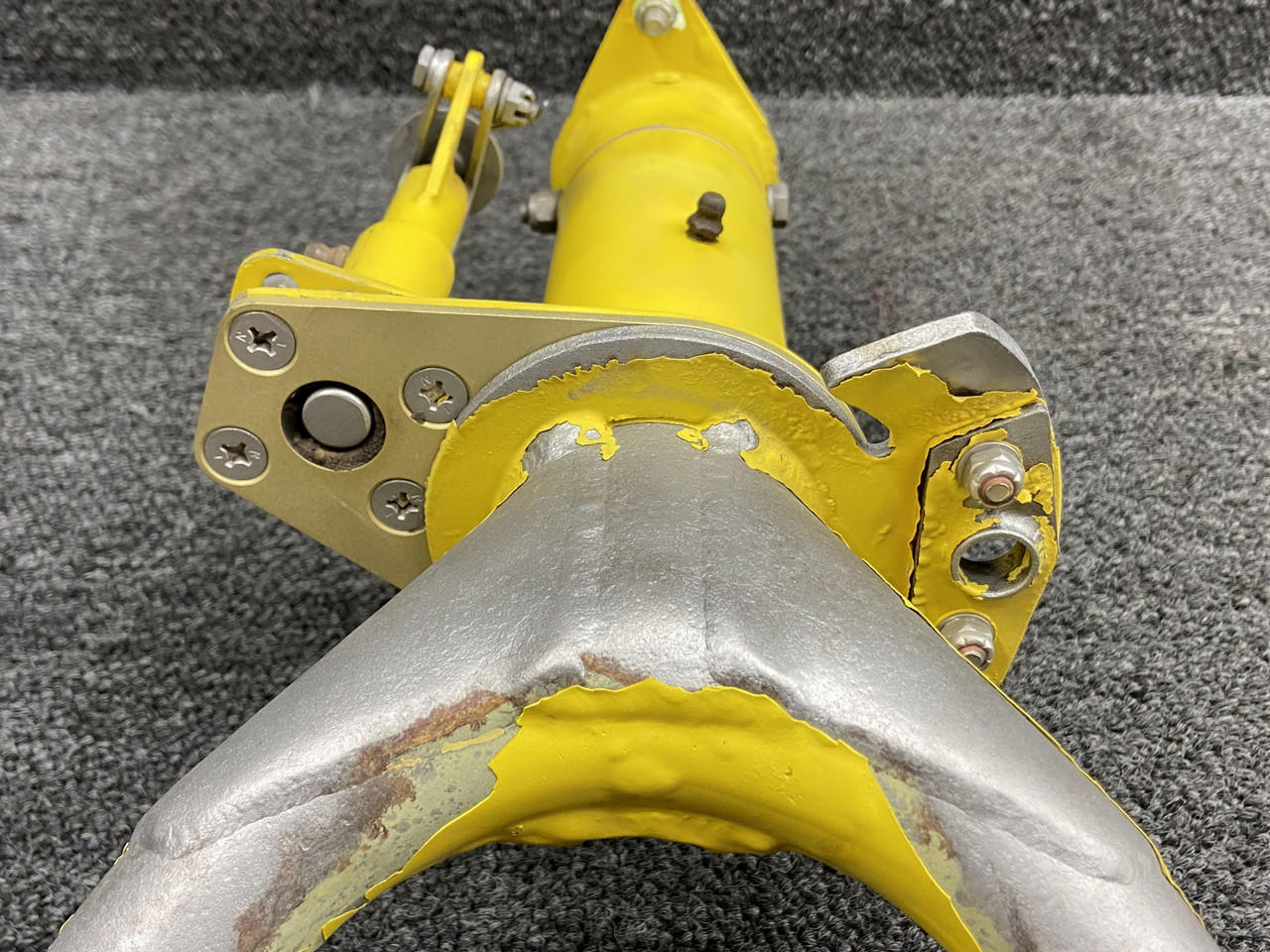 40040-9, 40017-5 Air Tractor AT-401 Tailwheel Fork Assembly- Has Housing