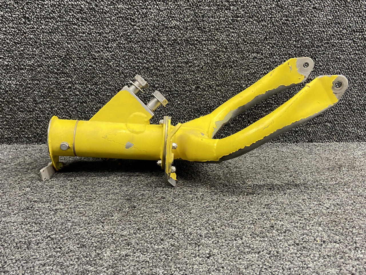 40040-9, 40017-5 Air Tractor AT-401 Tailwheel Fork Assembly- Has Housing