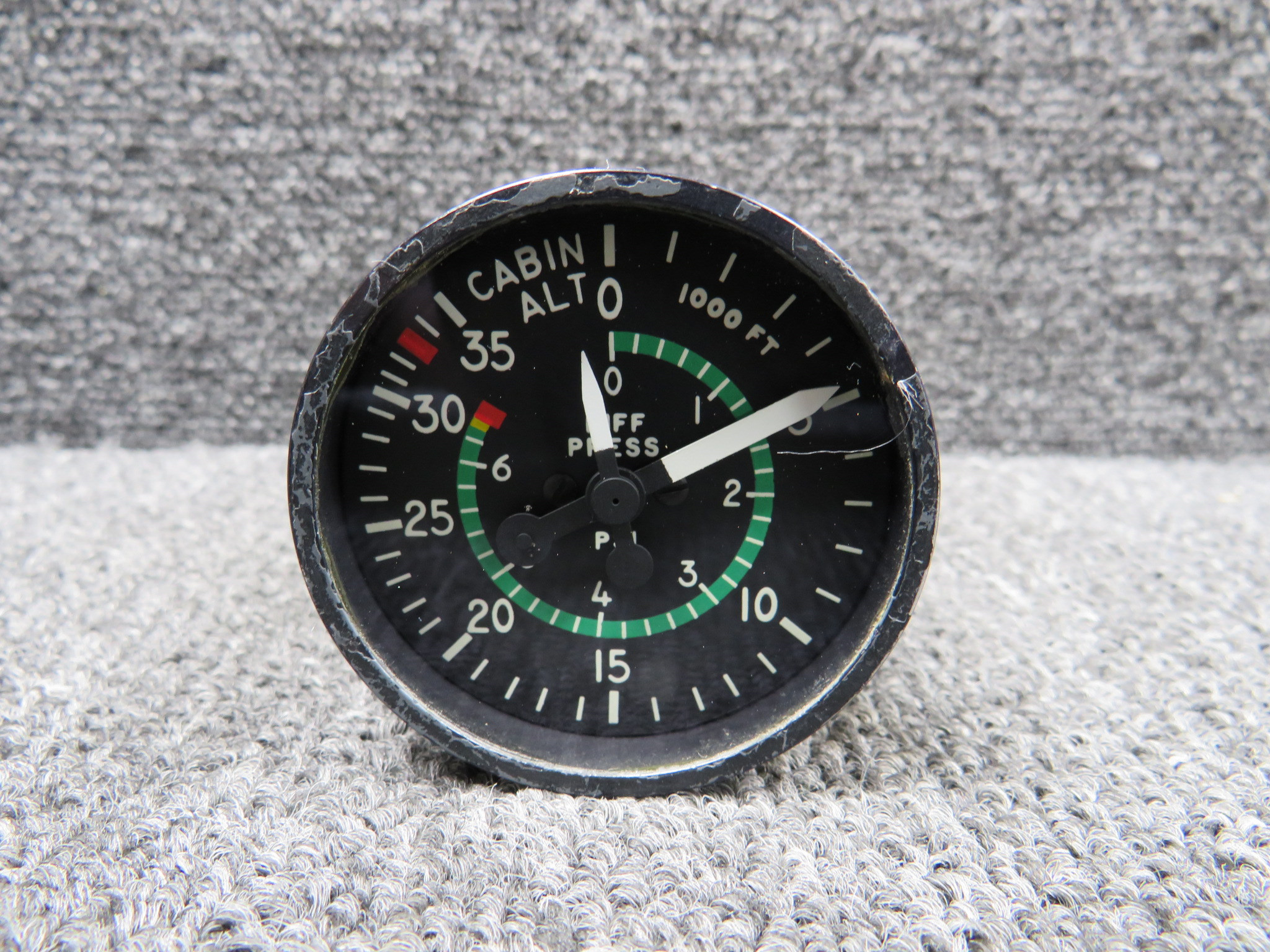 57035-0106 Aerosonic Round Cabin Altitude Differential Pressure Indicator