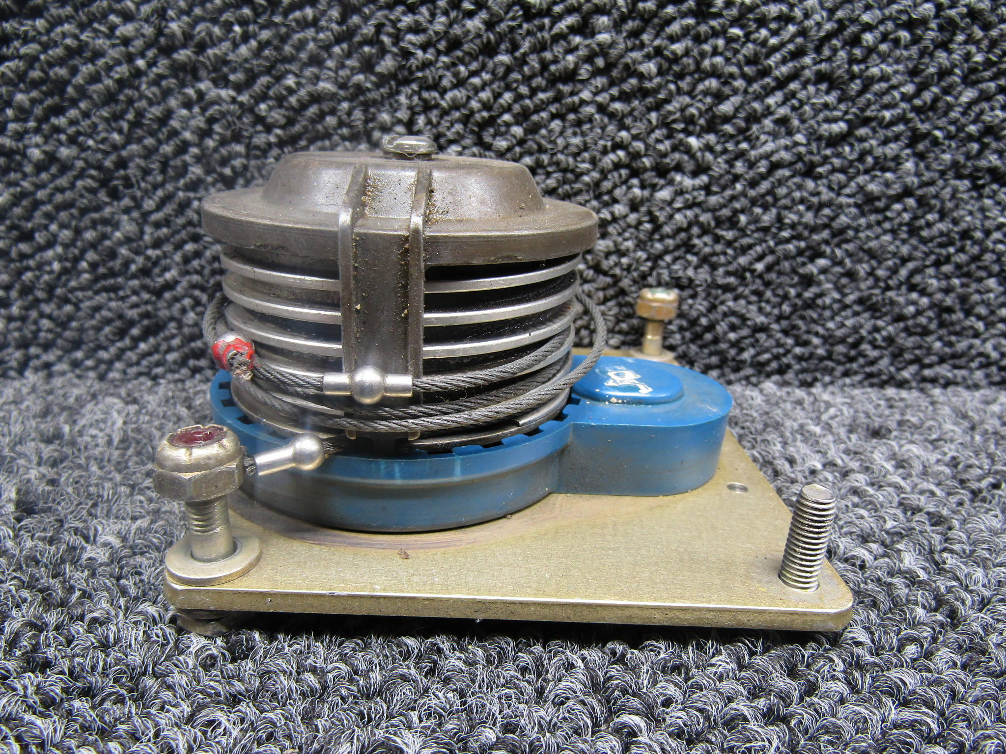 4006670-0501 Bendix Equipment Capstan Autopilot Servo Mount