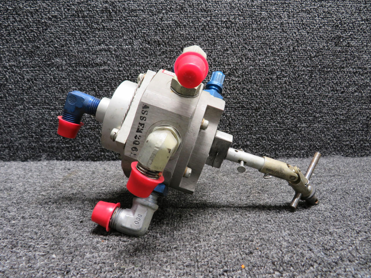 HE825-1 H and E Aircraft Fuel Selector Valve (Missing Handle)