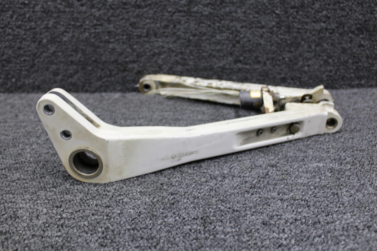 40280-000, 85166-002 Piper PA31-350 LH Main Gear Side Link with Hook ...