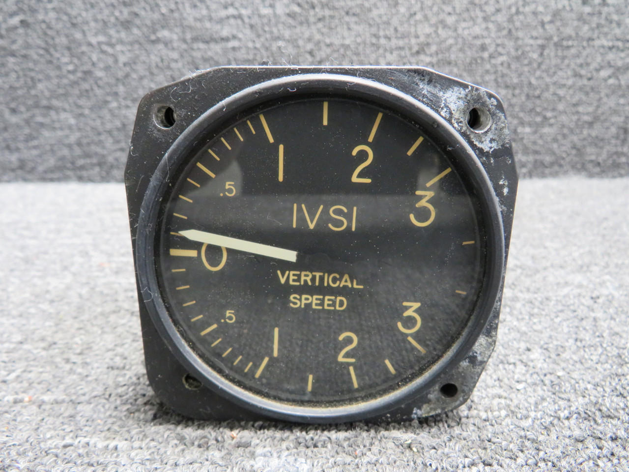 SLZ9066 Teledyne D3WB Vertical Speed Indicator Part (Worn Face)