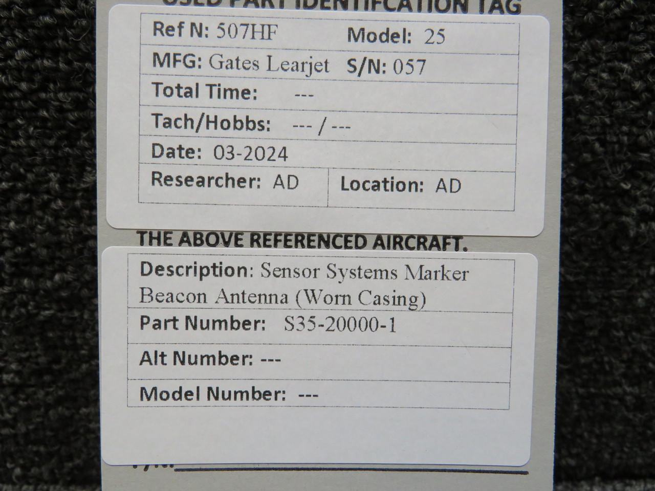 S35-20000-1 Sensor Systems Marker Beacon Antenna (Has Worn Casing)