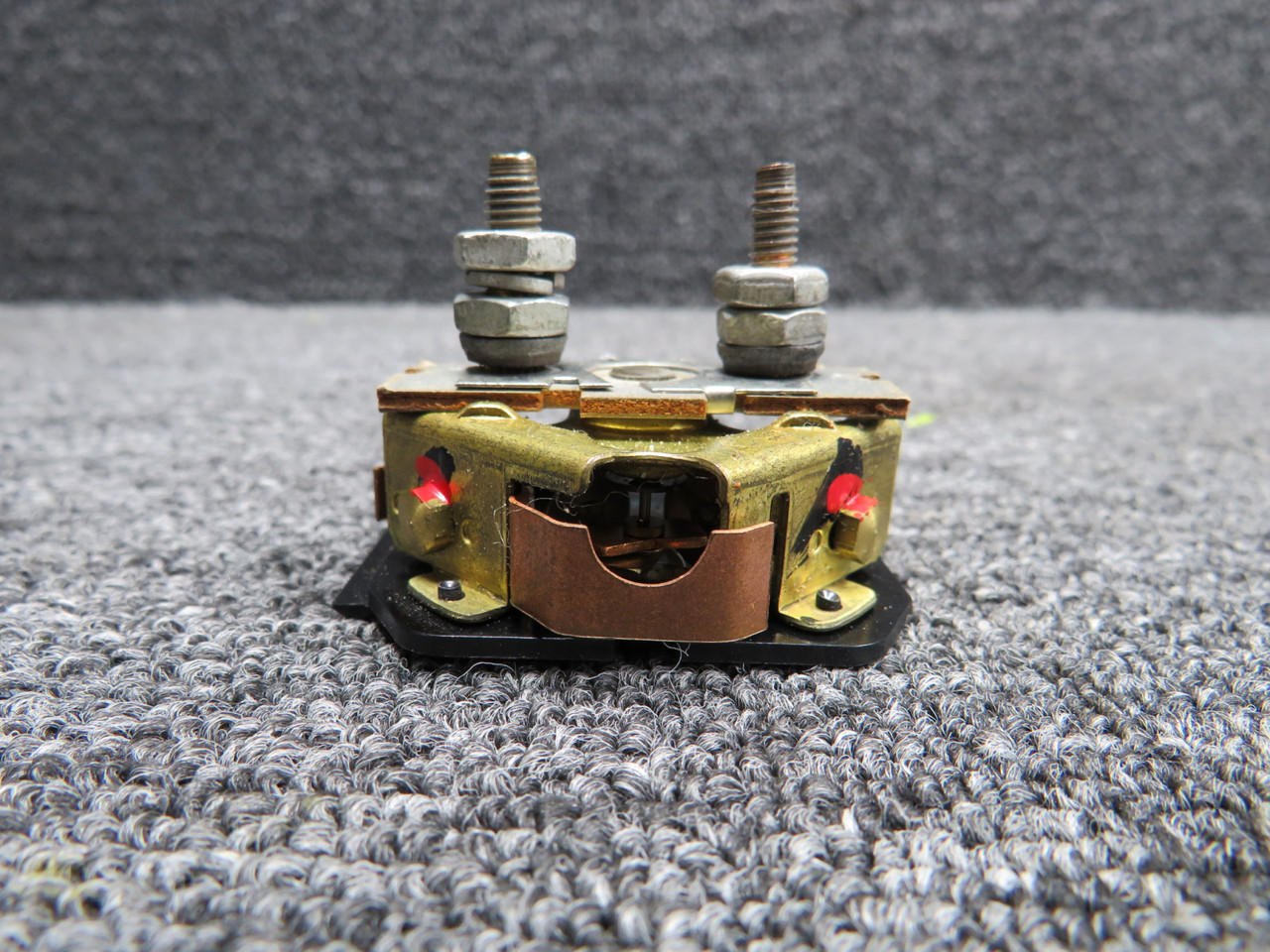 5644537 Fuel Quantity Indicator Part