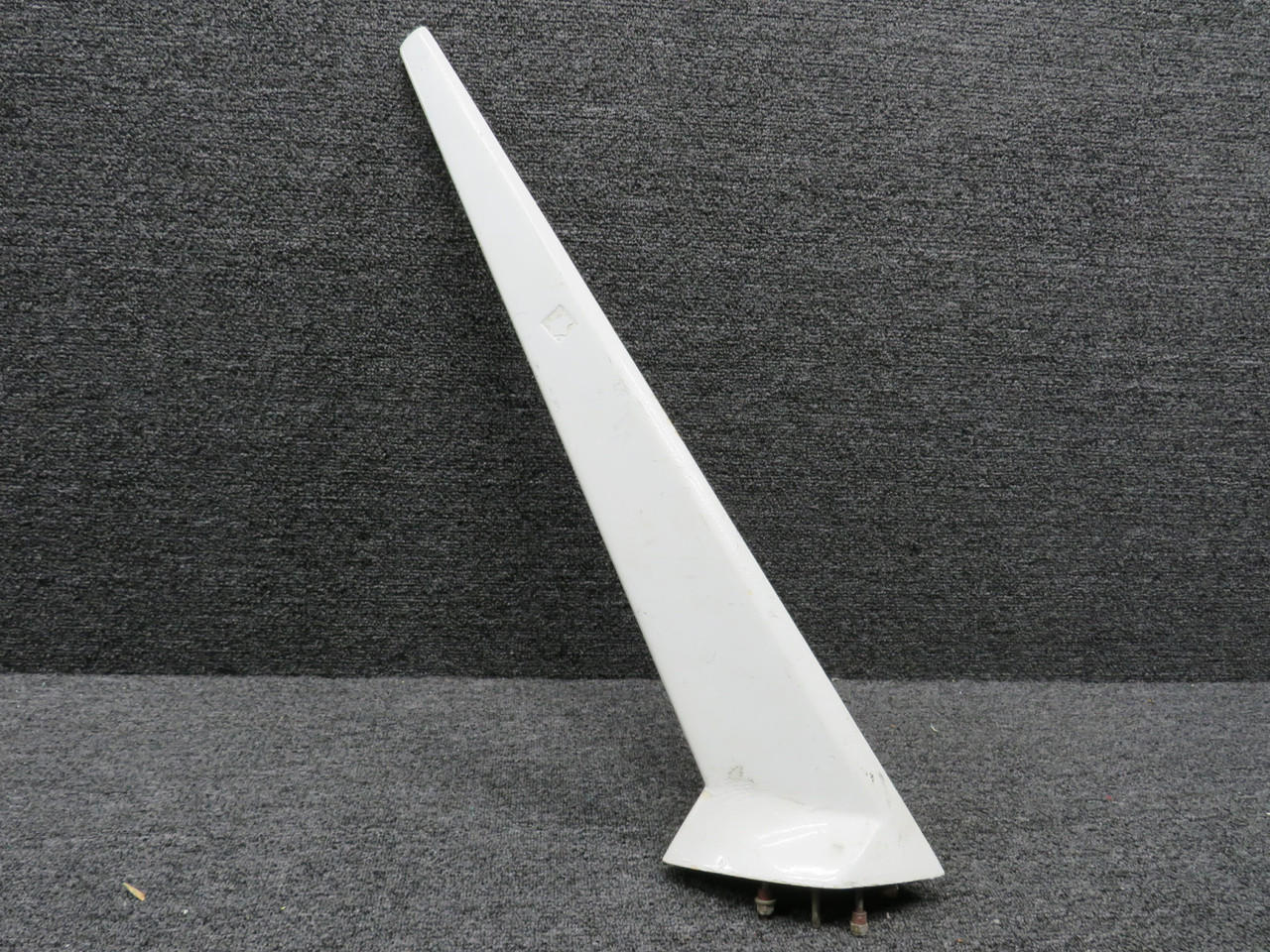 VP-10 Narco Avionics Antenna With Worn Bottom And Paint