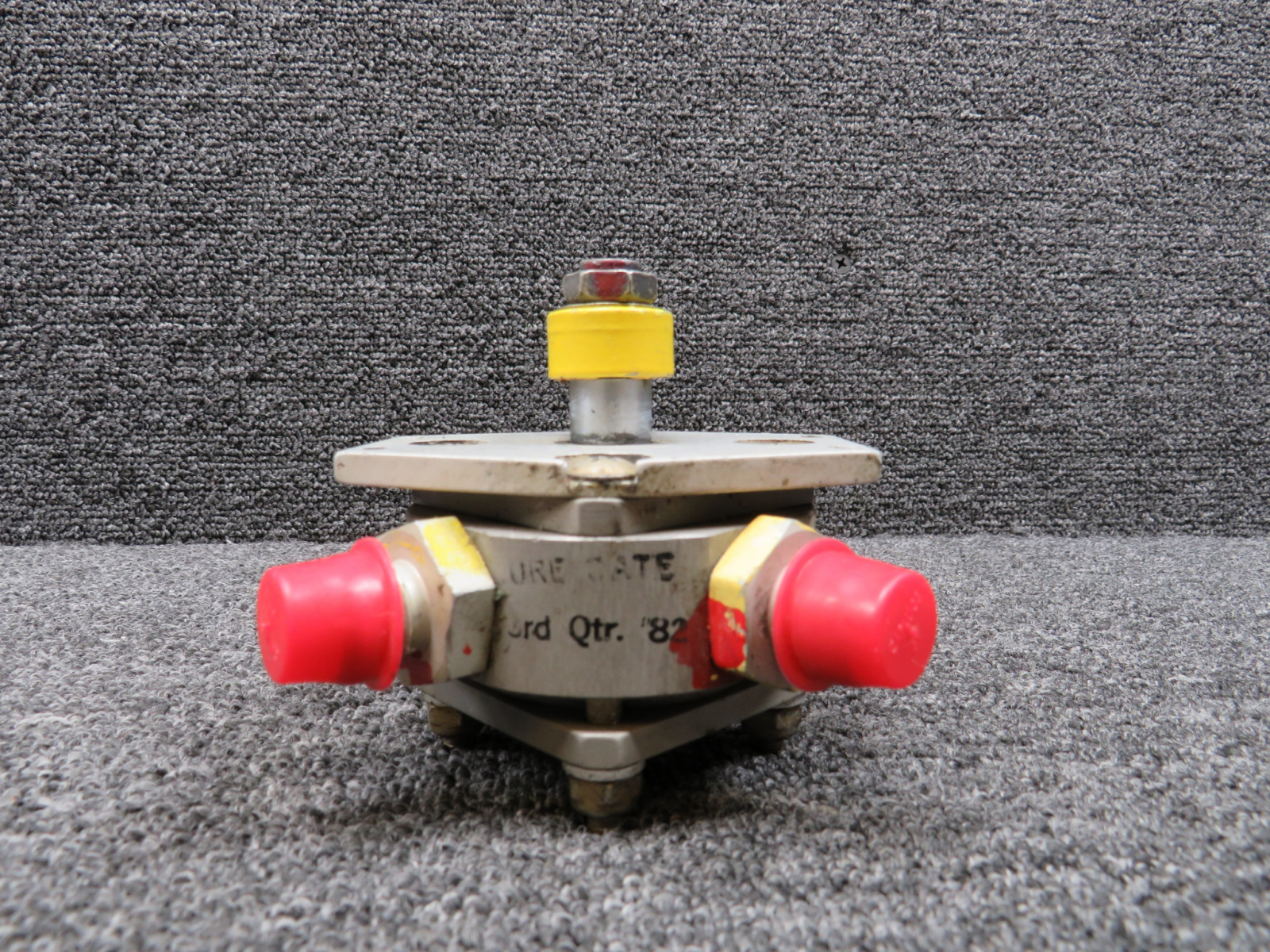 12212-1 Consolidated Controls Corp Landing Gear Control Valve For Sale