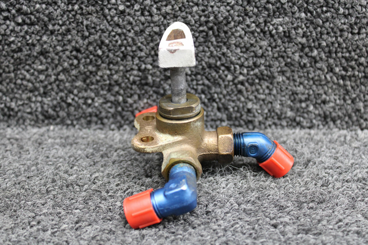 X670401, 401114-1 Grumman AA1B Anderson Fuel Selector Valve-Has Handle