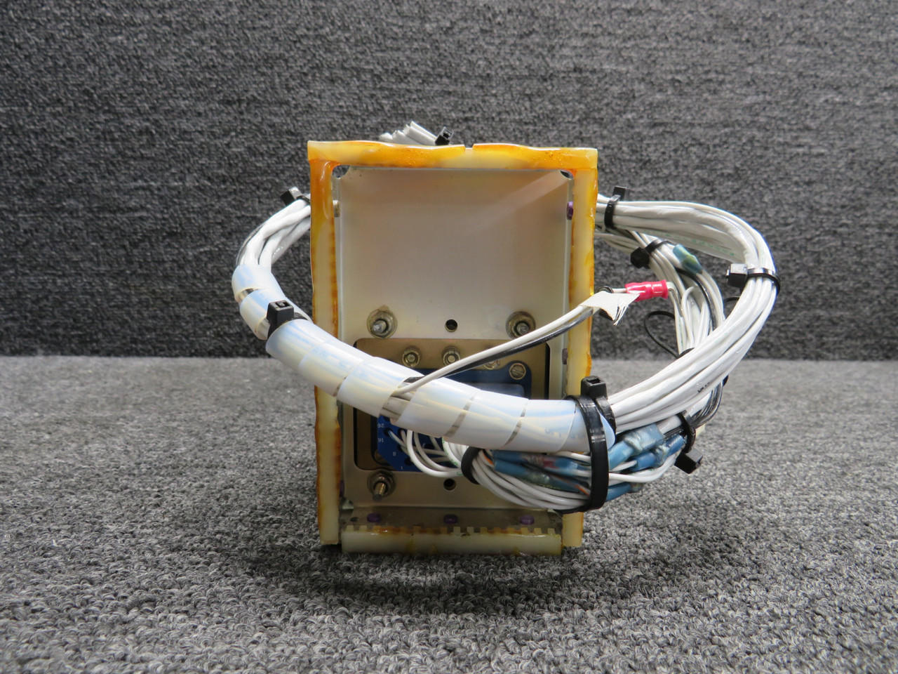 1500-01-13 Universal Airdata Converter Unit w Modifications and Mount