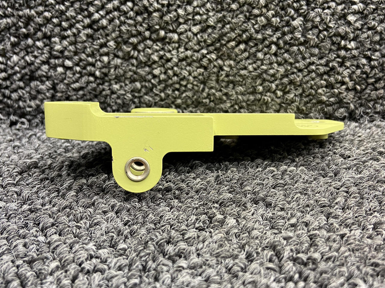 100-617-0015-D01 Kodiak 100 LH Cross Tube Brake Support Bracket