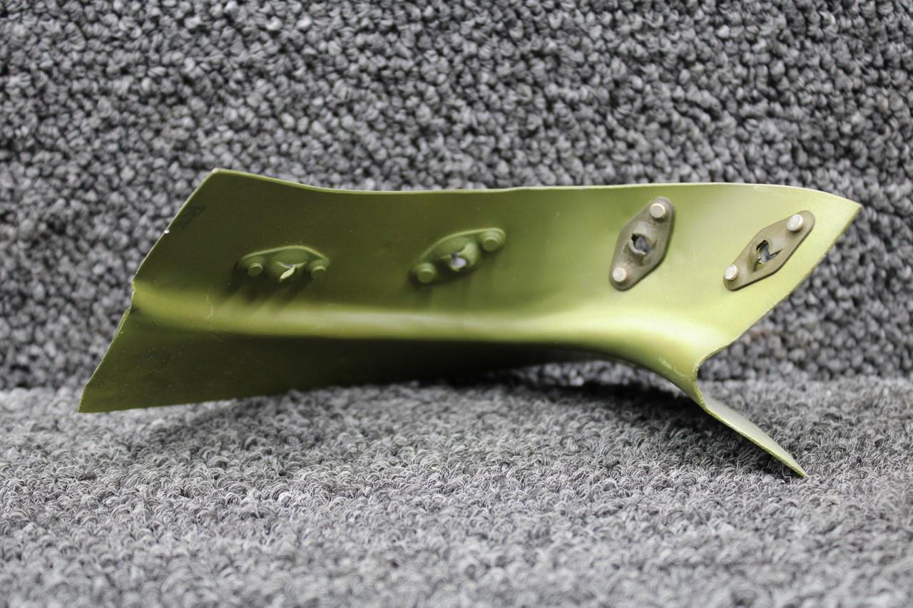 1213710-20 Cessna 210 Wing Fairing Retainer Right