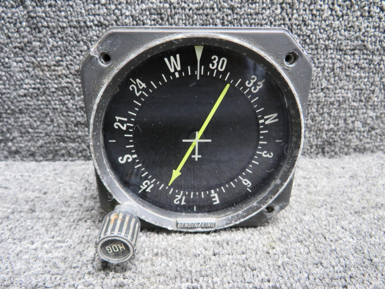 066-3063-00 Bendix King KI-227 ADF Indicator Unit (Worn Face)