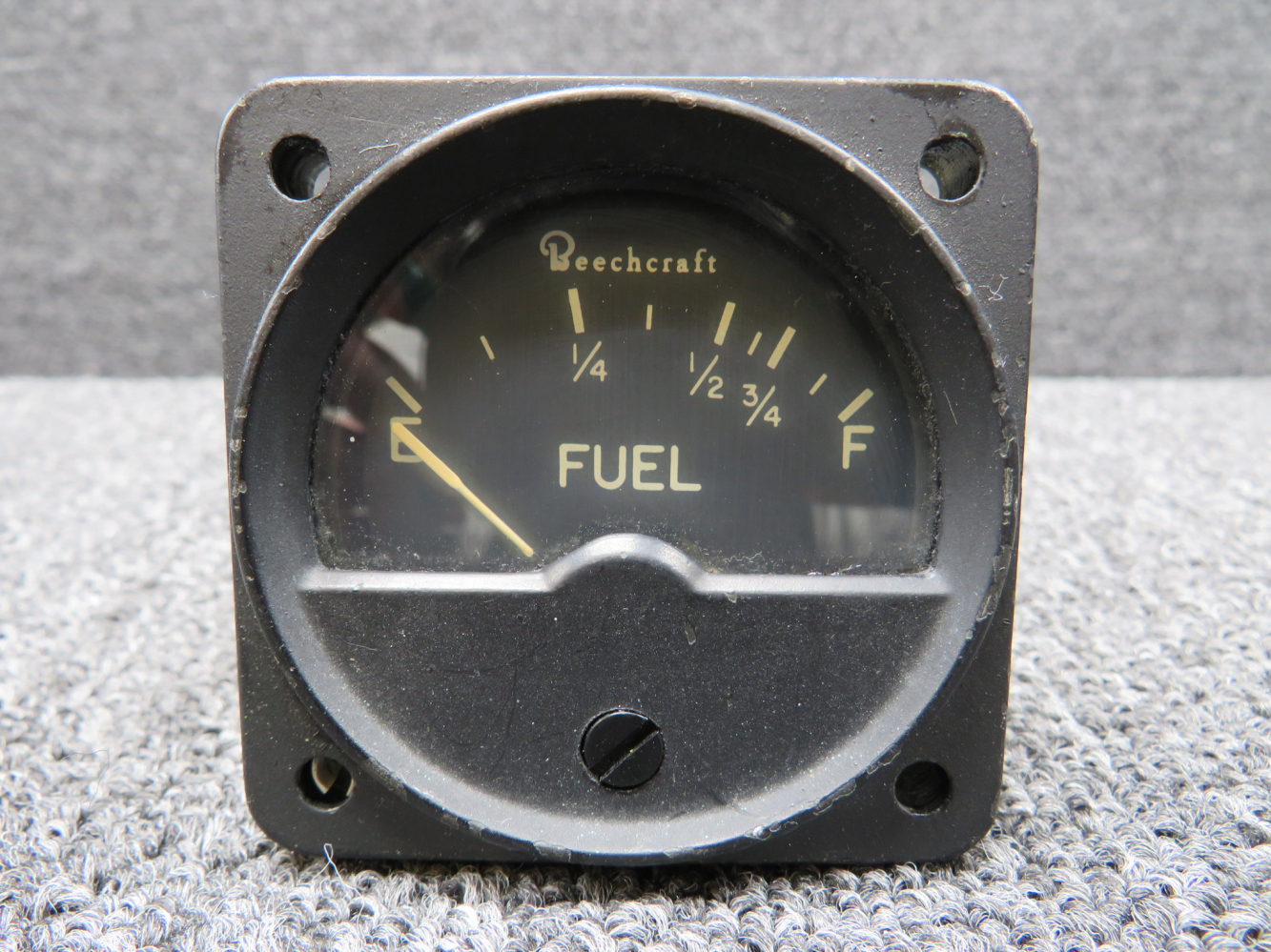 Beechcraft Fuel Quantity Gauge Indicator (No Data Plate)