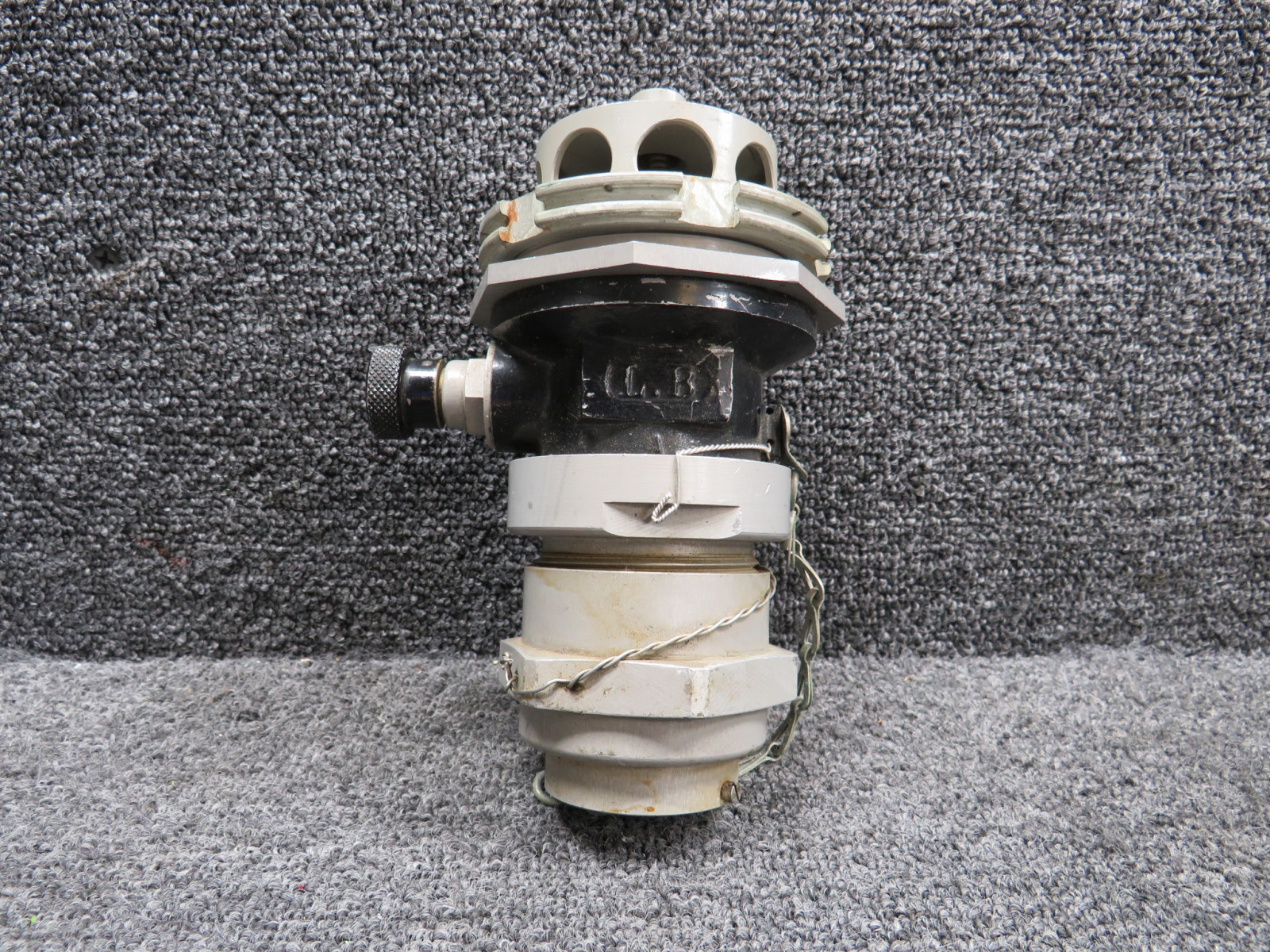 4055B-AA Aircraft Drain Assembly