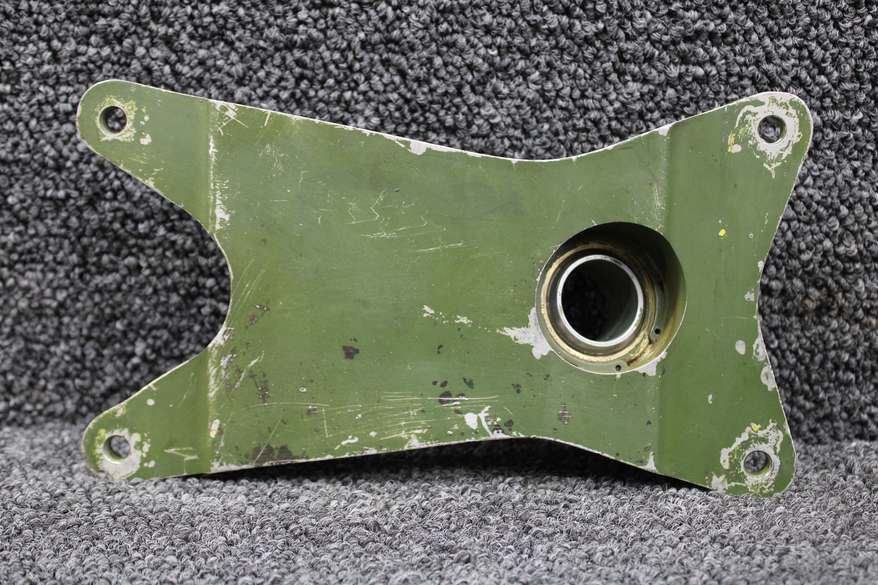 20757-000 (Cast: 20756) Piper PA24 Trunnion Fitting Forward Left Hand