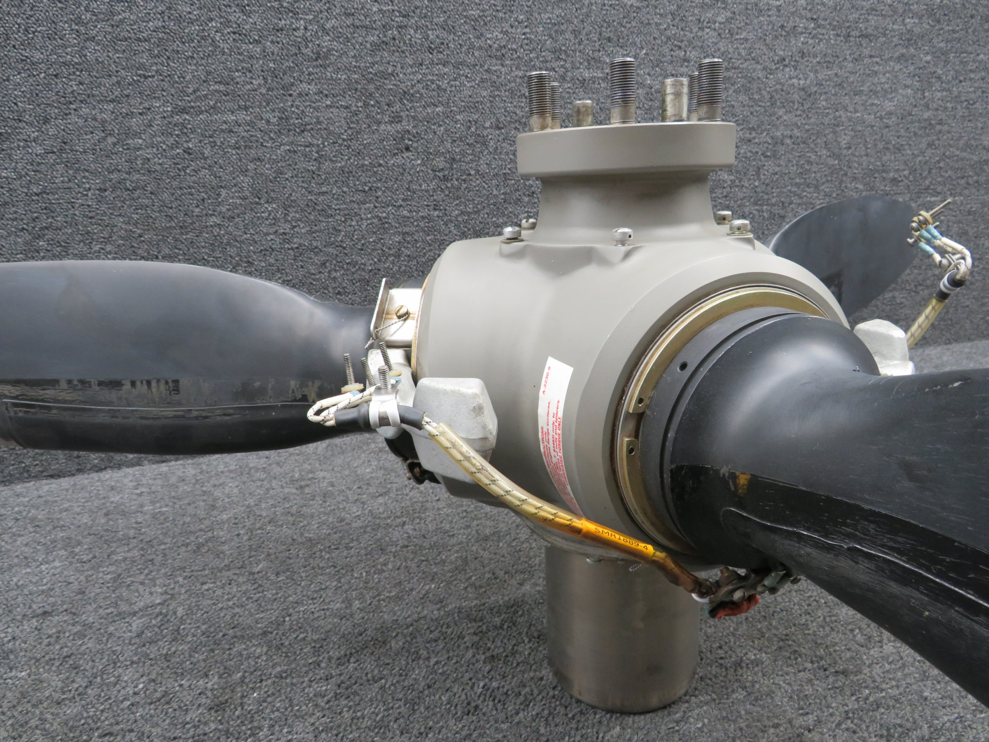 3AF32C506 McCauley 3 Blade Propeller Hub with Logbooks For Sale