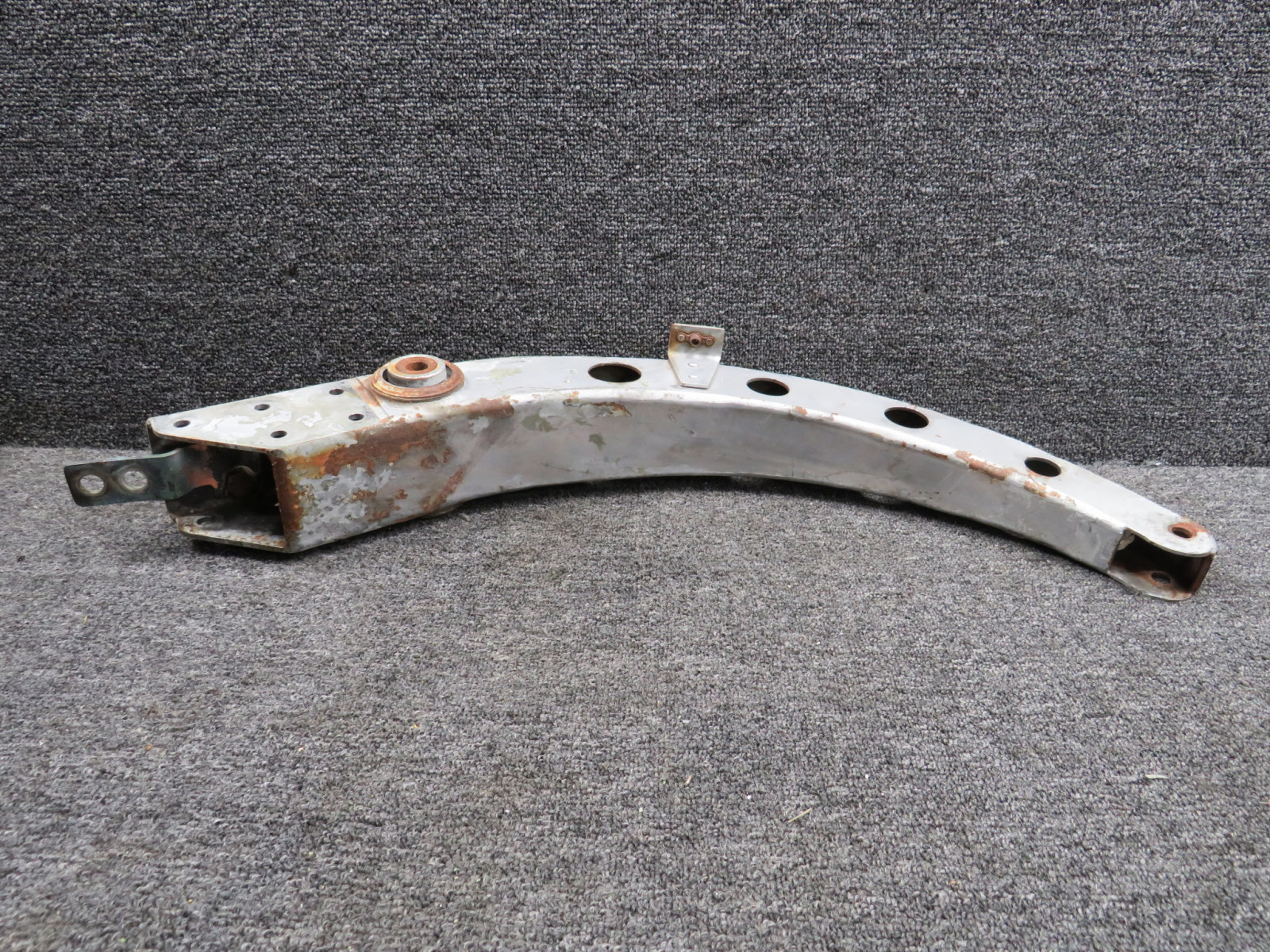 2351038-40 LearJet 25B Right Hand Engine Yoke Assembly