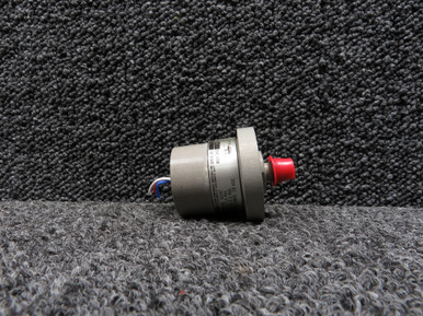 1G247 Custom Component Pressure Switch 28 Volts and 2 Amps