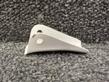 83593-002 Piper PA46 Flap Inboard Drive Bracket (Short Style)
