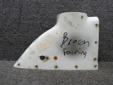 200039-2 Cessna Fin Tip Cap with Rotating Beacon Cutout (White) (Worn ...