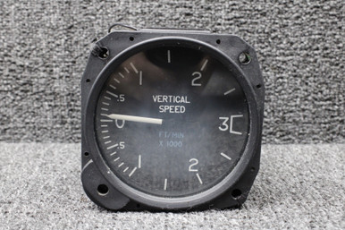 7030-50101 (Alt: C661035-0101) United Vertical Speed Indicator (Lighted ...