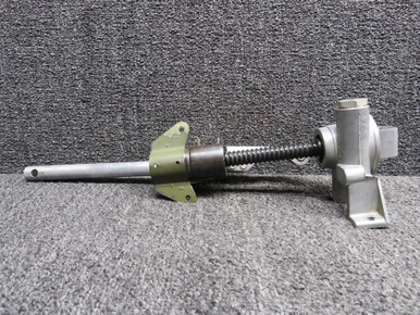 C301002-0208 Cessna T210R Flap Actuator Unit