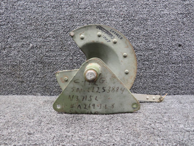 0760612-1 Cessna 172G Flap Drive Pully with Arm RH (Slight Rust) For Sale