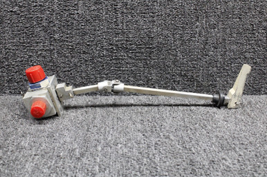 0513120-6, 0511157-19 Cessna 172D Fuel Selector Valve with Handle ...