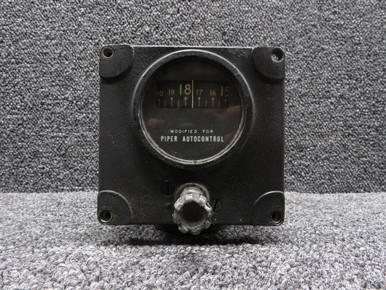 52B15 Mitchell/ Piper PA28-235 Auto Controller Directional Gyro ...