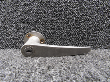 50-384028-1 (Use: 101-384071-1) Beech King Air C90 Inside Door Handle ...