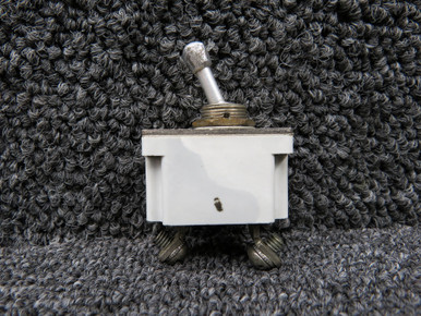 D7270-1-35 (Alternate PN: MS24509-35) Klixon Two Position Toggle Switch