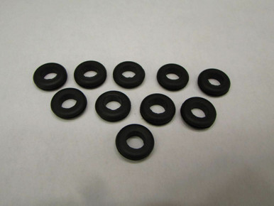 91122 Grommet Lot of 250 (NEW OLD STOCK) (SA)