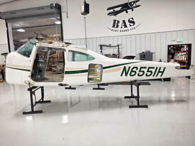 Cessna 182R Fuselage with Bill of Sale, Data Tag, and Logbooks For Sale