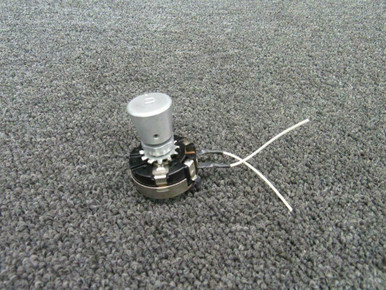 8712K2 (Alternate: 625-8505) Beech B35 Propeller Pitch Change Switch