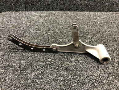 0841104-4 Cessna 421B Main Gear Bellcrank Assembly Right Hand has Links