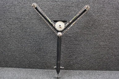 0413369-2 Cessna 150F Control Y Column Assembly