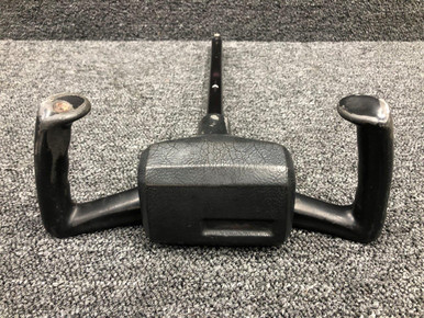 0513260-4 Cessna 172RG Pilot / Co-Pilot Control Wheel (L: 12-1/4," D: 0 ...