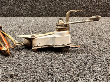 IVA20 (USE: 1VA20) Cessna 310D Micro Switch Assembly w Bracket